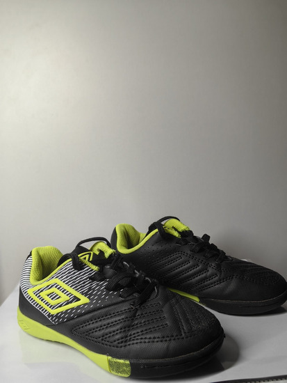 Umbro patike 28