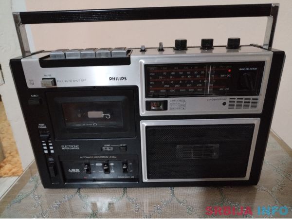 Radiokasetofon vintange philips 498