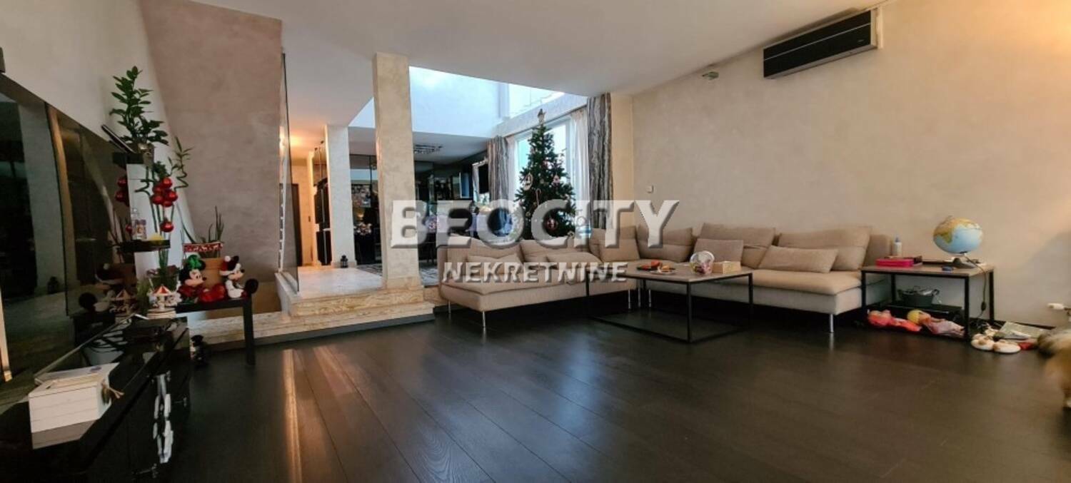 Rakovica, Stari Košutnjak, Rakovička, 10.0, 570m2, 6000EUR