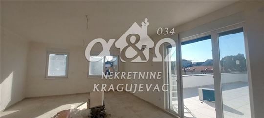 Kragujevac, Centar, Stan, 2.0, 82,00m2