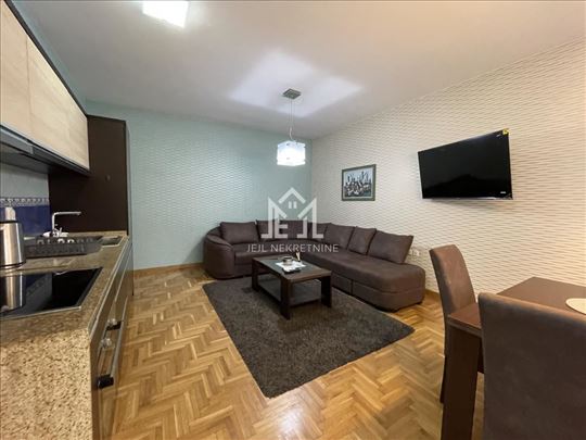 Centar, dvosoban stan, 40m2