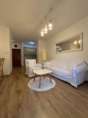 Moderan trosoban duplex od 76m² sa spektakularnim