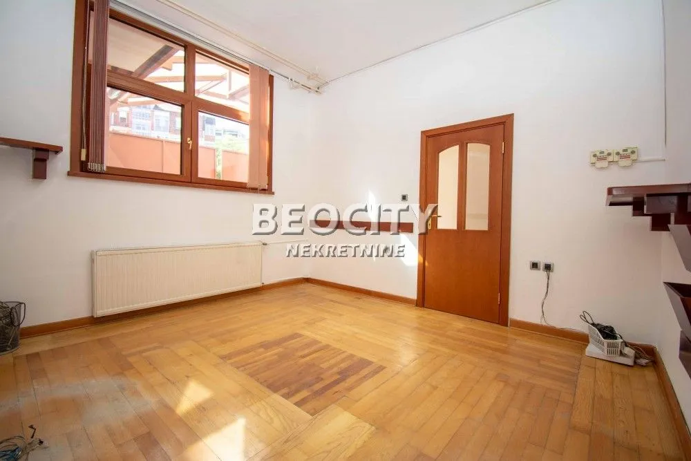 Izdavanje, poslovni prostor, 350m2, Kluz, Zvezdara, Beograd