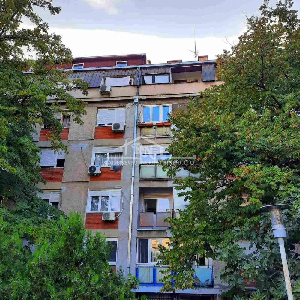 Prodaja, trosoban stan, 53m2, Banovo Brdo, Beograd