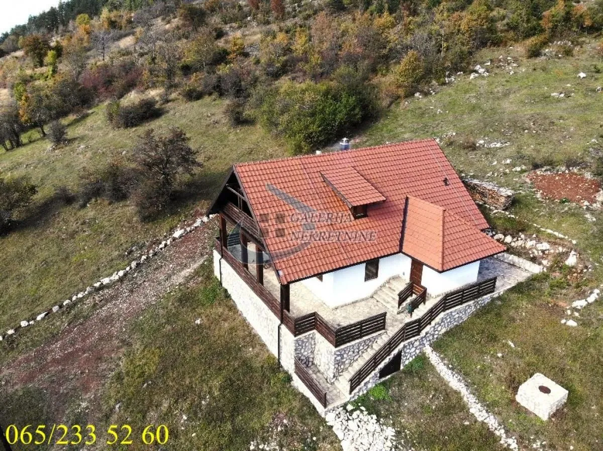 Prodaja, kuća, 277m2, Zlatibor