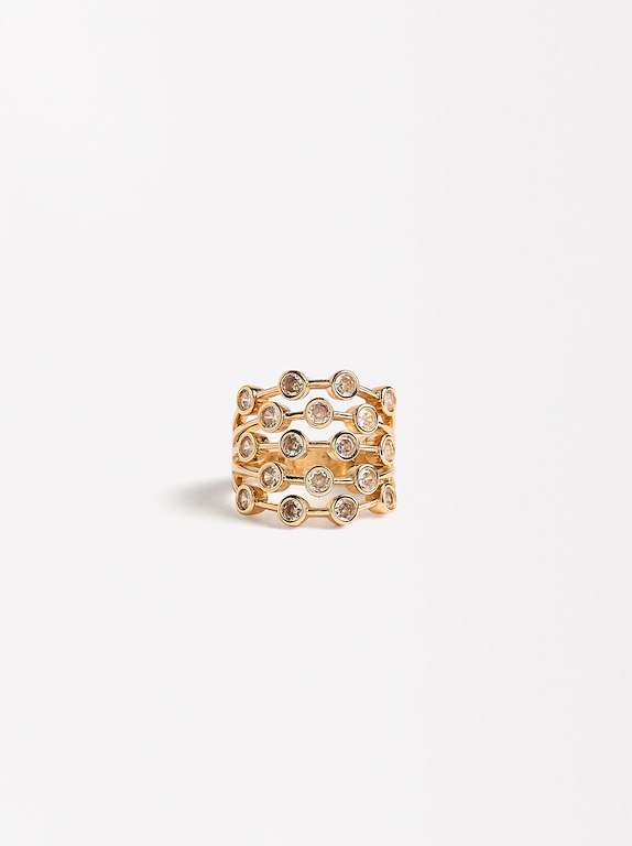 Gold ring with zirconias