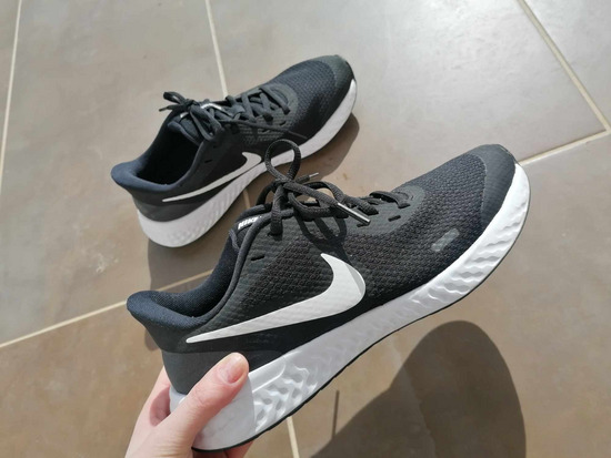 Nike patike 24cm (39)