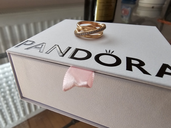 Original Pandora prsten samo 5000din