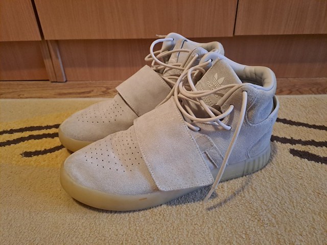 Adidas tubular patike koza