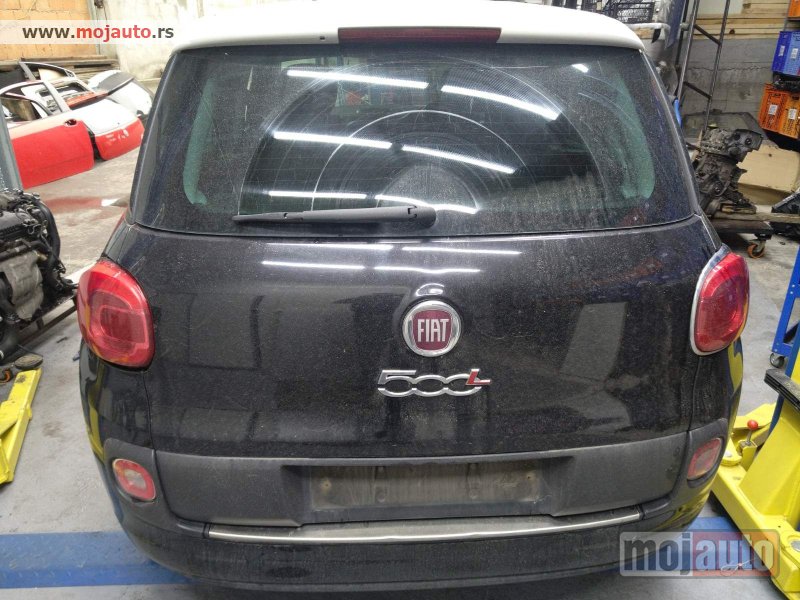 Fiat 500l znak na gepeku 500l Originalni delovi Moguca ugradnja delova Alfa Romeo 147-156-166-159-GT-MiTo-Giulietta Fiat bravo 2 - croma -grande punto -multipla 2 -punto 3 -stilo-idea Freemont Pan...