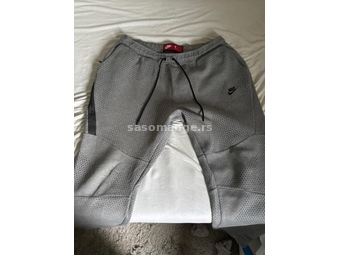 Nike Tech Fleece