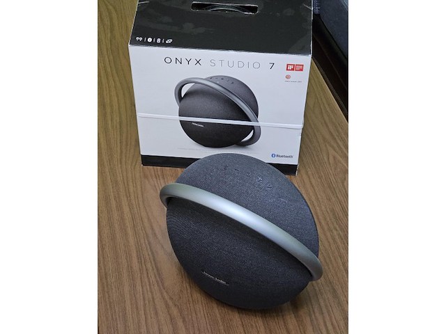 Harman Kardon Onyx Studio 7 NOV