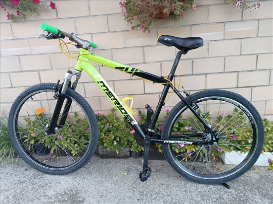 Bicikl Merida 26", 21 brzina, amortizer, alu ram