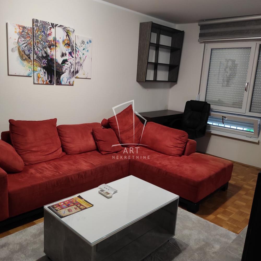 Blok 44, odličan stan ID#4361 750 €