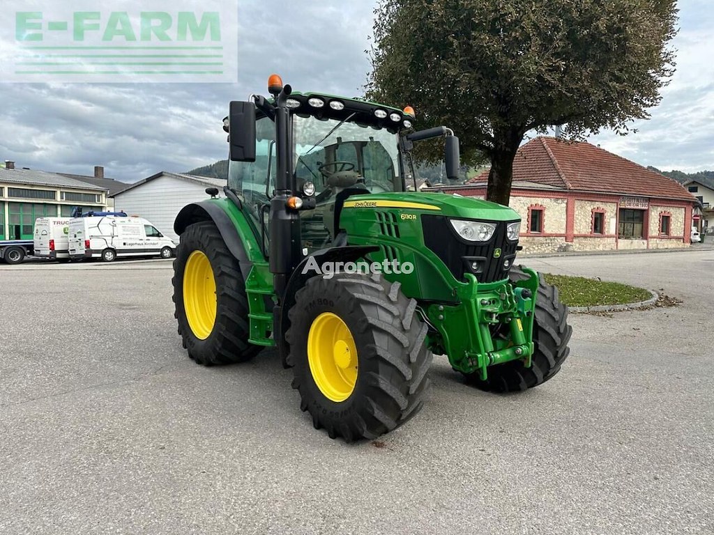 John Deere 6130r traktor točkaš