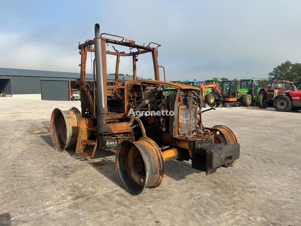 Claas 656 (fire damaged) traktor točkaš nakon udesa