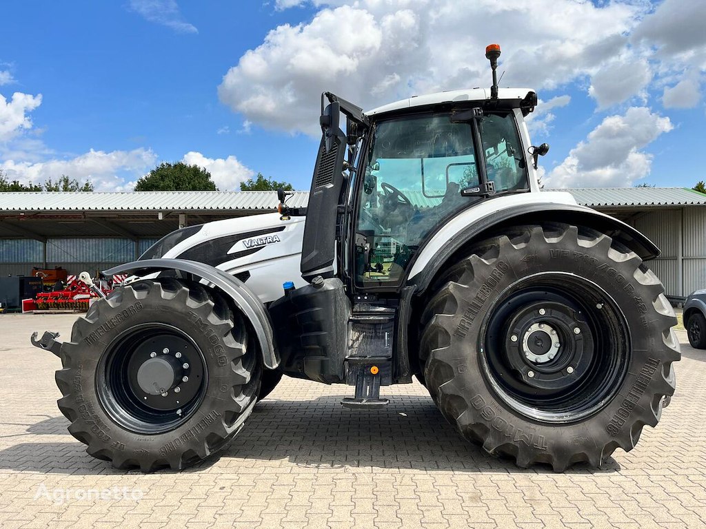 Valtra T 235 Direct traktor točkaš