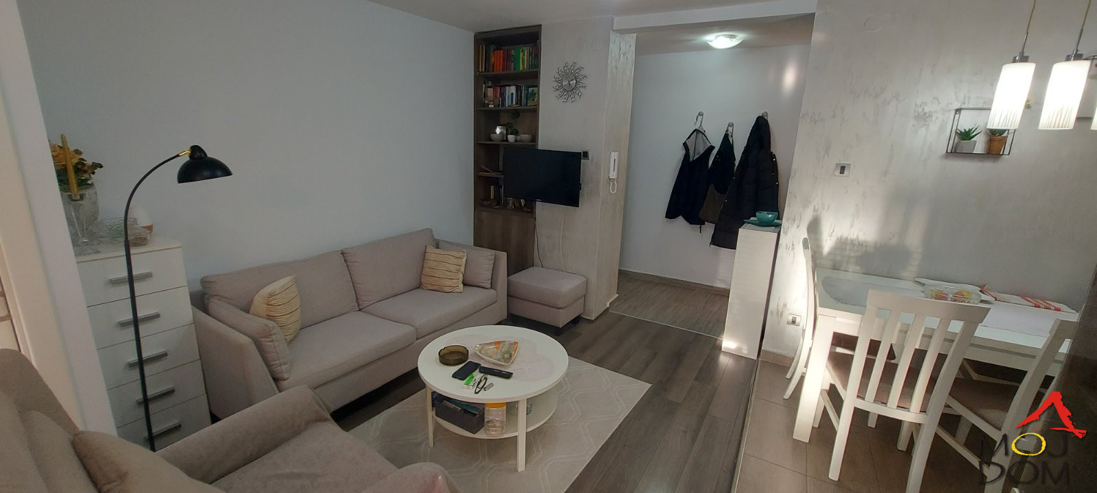 Stan,NOVI SAD,BULEVAR,kv: 49, € 123600, ID: 1028968