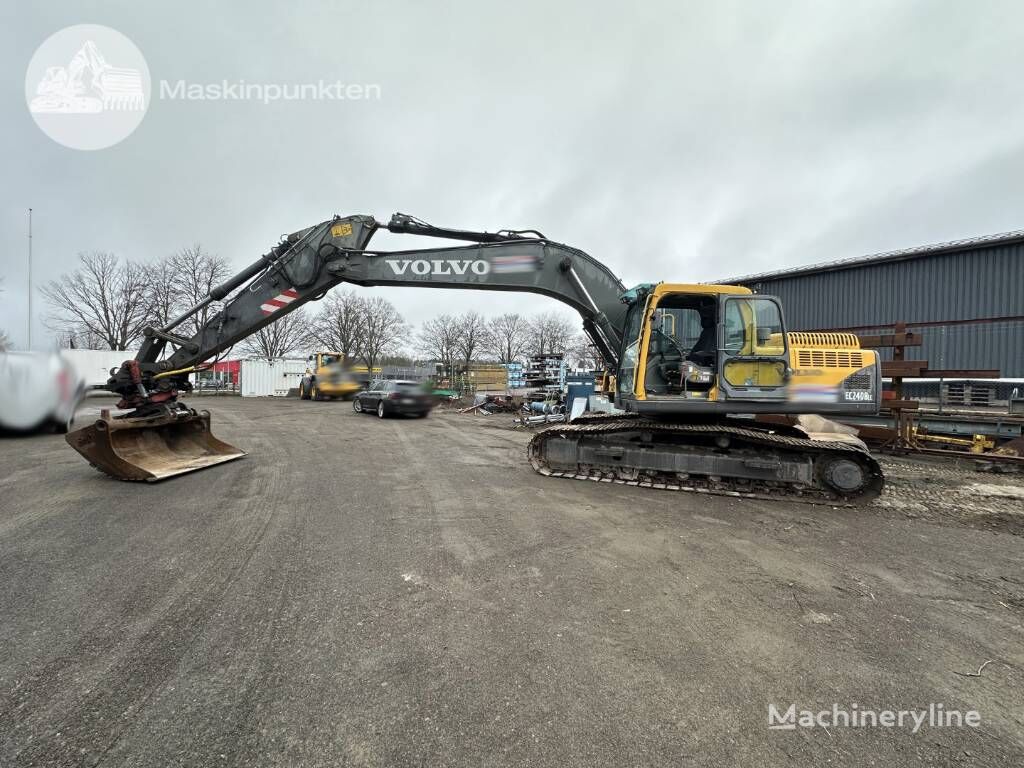 Volvo EC 240 B LC bager guseničar