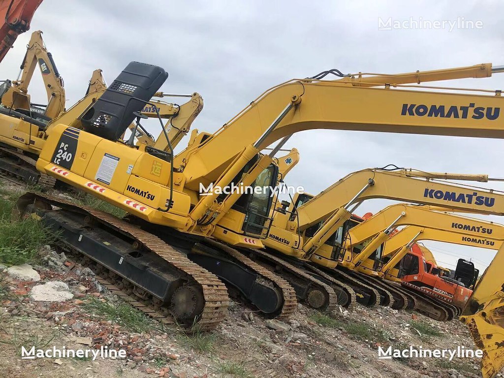 Komatsu PC240LC bager guseničar