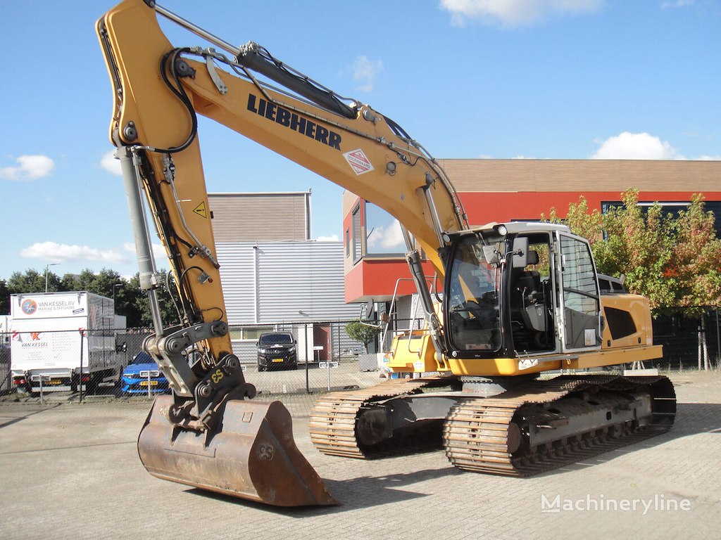 Liebherr R924 bager guseničar