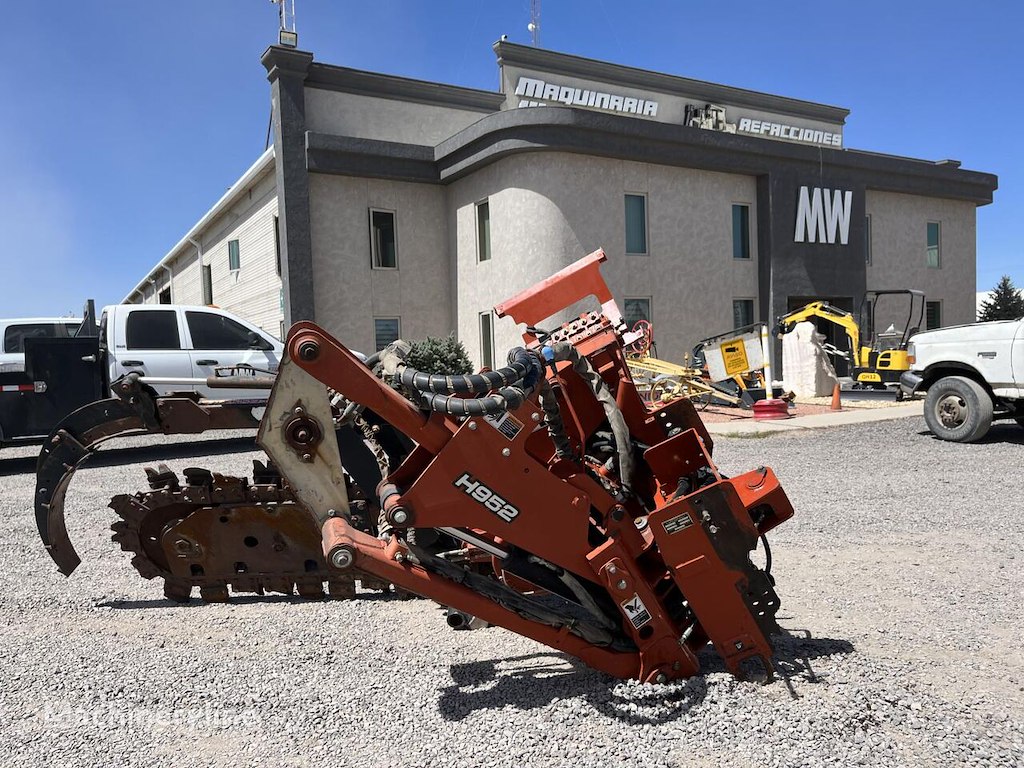 DITCH WITCH H952 rovokopač