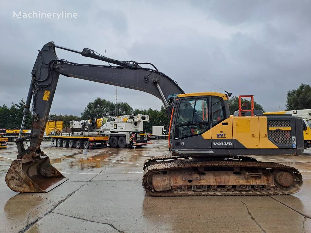 Volvo EC220EL bager guseničar