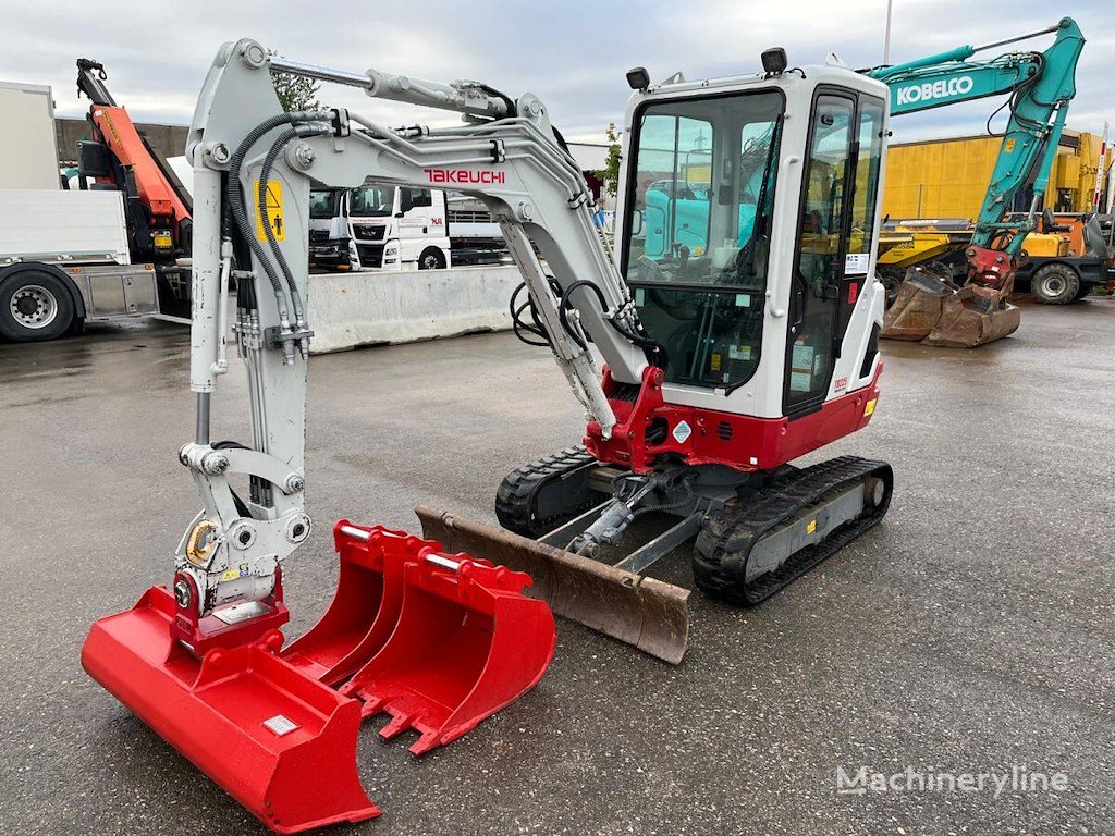 Takeuchi TB 225 Minibagger,Löffelpacket ,Verbreiterbar, Powertilt mini bager