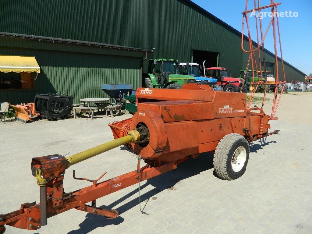 Deutz-Fahr HD 400 balirka za četvrtaste bale