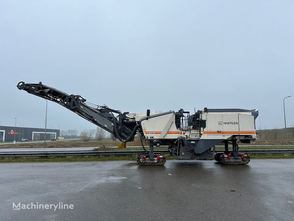 Wirtgen W210i glodalica za asfalt