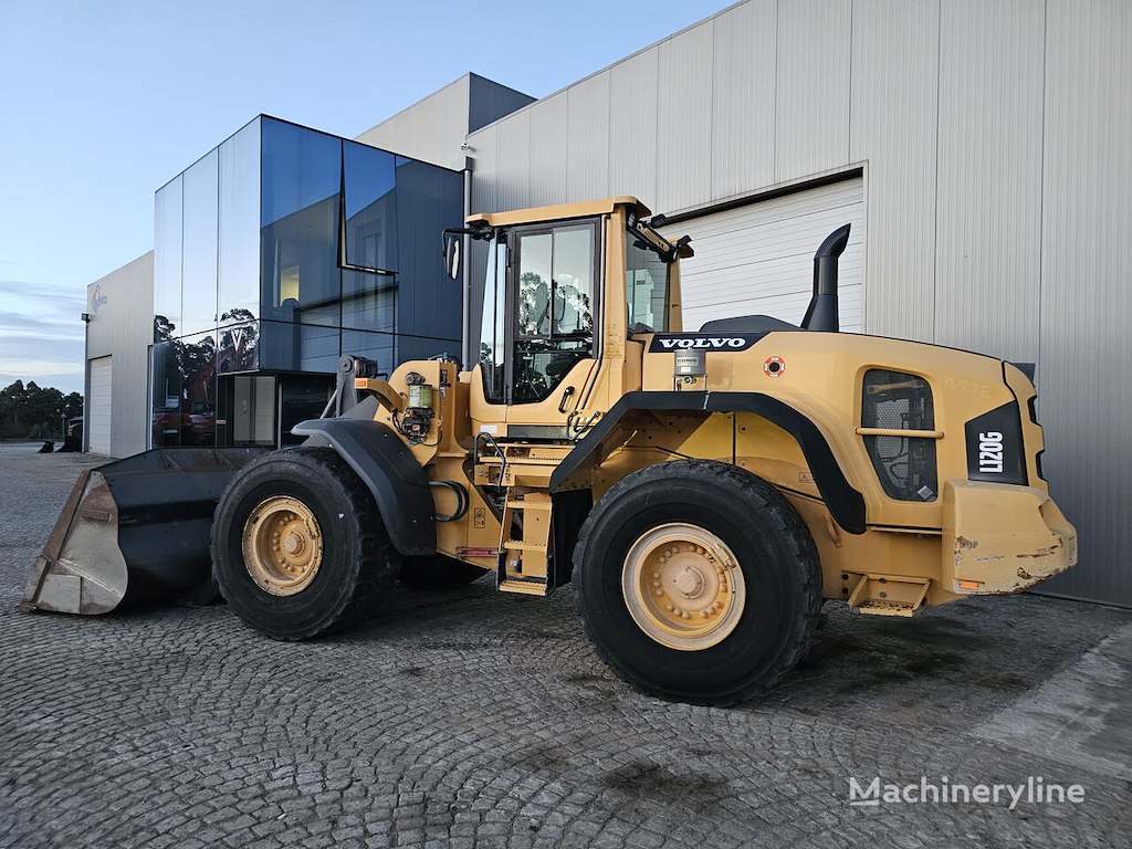 Volvo L120G prednji utovarivač