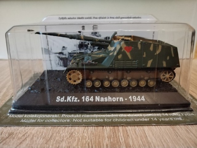 Sd. Kfz 164 Nashorn