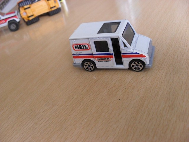 MATCHBOX - DELIVERY SERVICE TRUCK