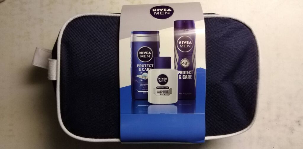 Komplet za muskarca Nivea Protec&Care,nekoriscen.Istejao rok