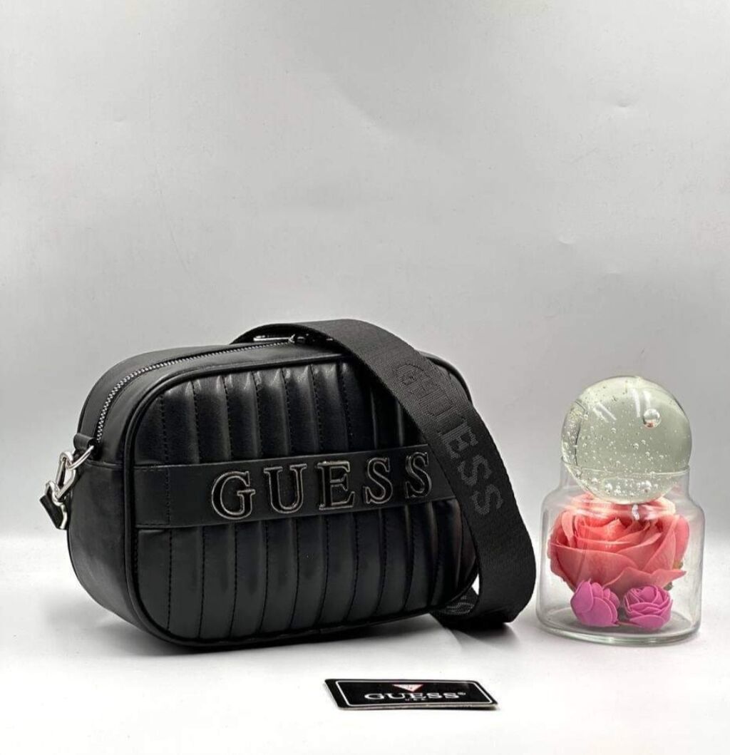 Torba za rame, Guess