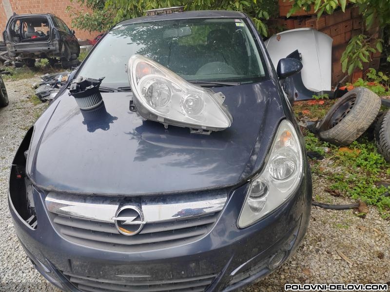 Opel Corsa D 1. 0 Benzin Kompletan Auto U Delovima