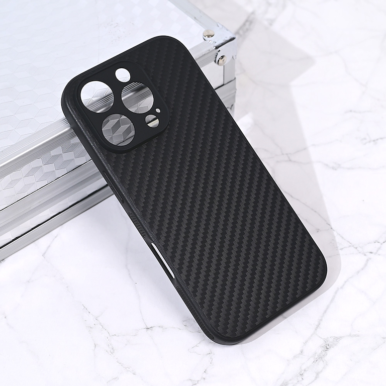 Zastitna maska (futrola) Carbon fiber - iPhone 16 Pro crna