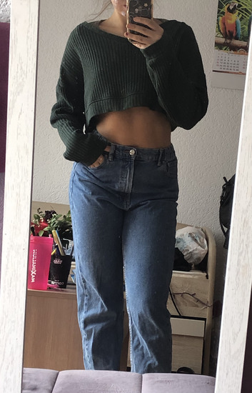 Bershka crop džemper