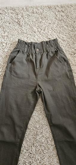 Reserved pantalone kao NOVE