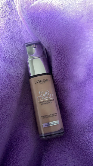 True Match Loreal puder 2.N