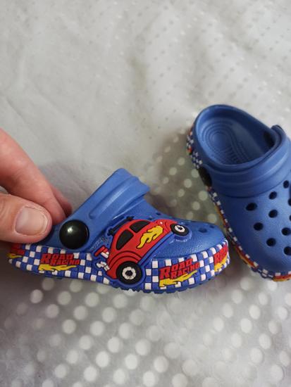 Kao crocs papuce