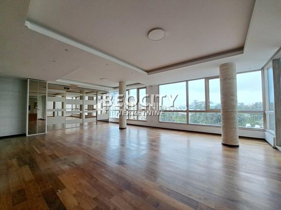 Vračar, Hram Svetog Save, , 5.0, 260m2, 100EUR