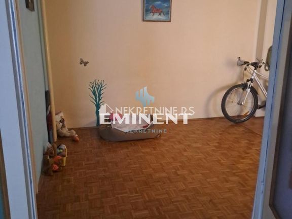 Palilula, Profesorska kolonija, Bulevar despota Stefana, 4.0, 85m2, 207000 EUR