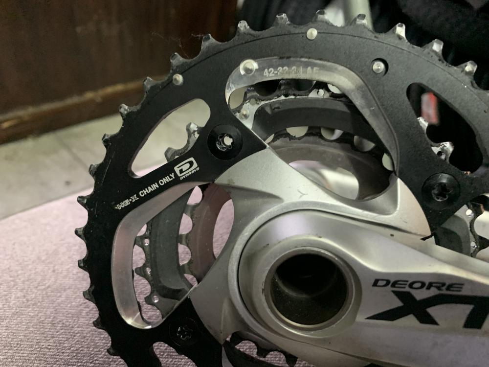 Shimano Deore XT fc780 srednji pogon kao nov