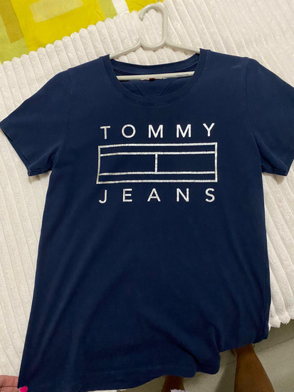 Tommy Hilfiger