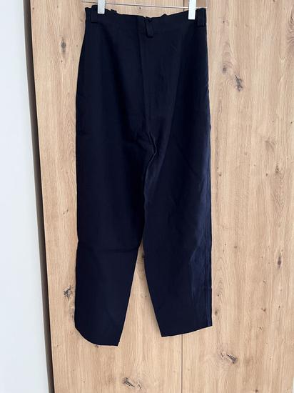 Plave klasicne pantalone