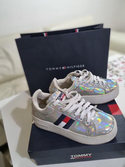 Original Tommy Hilfiger patike