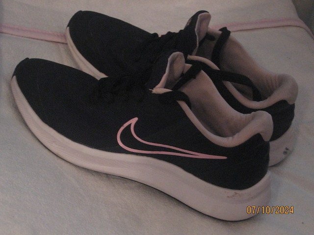 PATIKE NIKE STARRUNNER SOFT BR 40/25