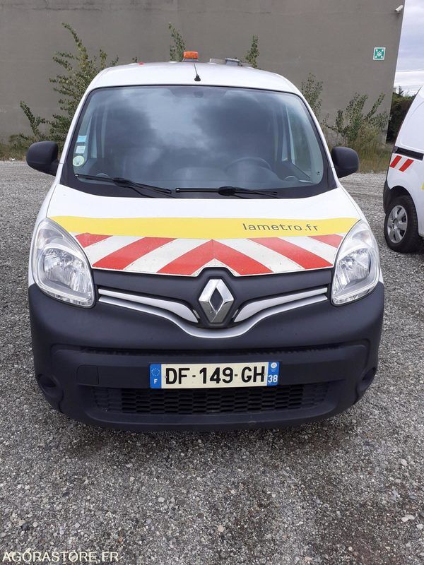 Prodaje se Renault KANGOO laki furgon na aukciji