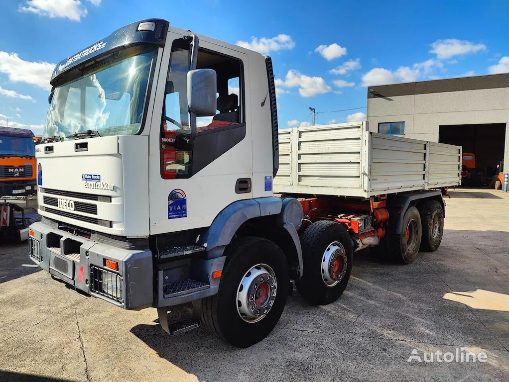 IVECO Eurotrakker 340 E 37 H 8X4 3S Kipper / Tr!i-Benne kiper